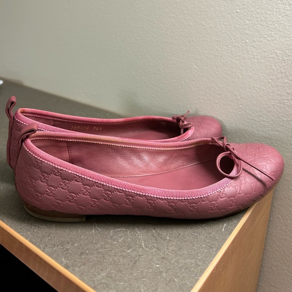 Gucci | Shoes | Gucci Authentic Monogram Ballet Flats | Poshmark